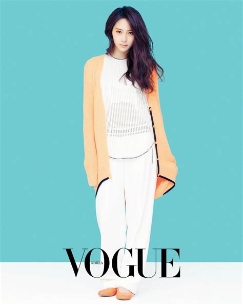 F X S Krystal Graces The Cover Of Vogue Korea