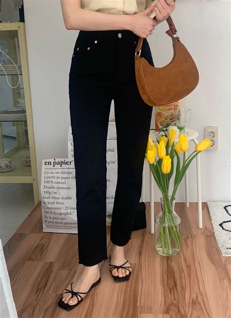 블랑 코튼 슬림 일자 스트라이트 블랙 팬츠 면 검정 바지 데일리 세미 하이웨스트 컷팅 진