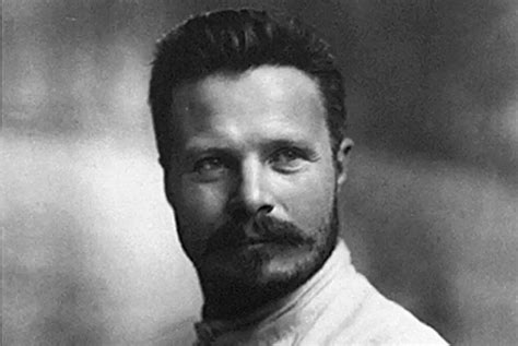 Perché M V Frunze Era Chiamato Il Napoleone Rosso