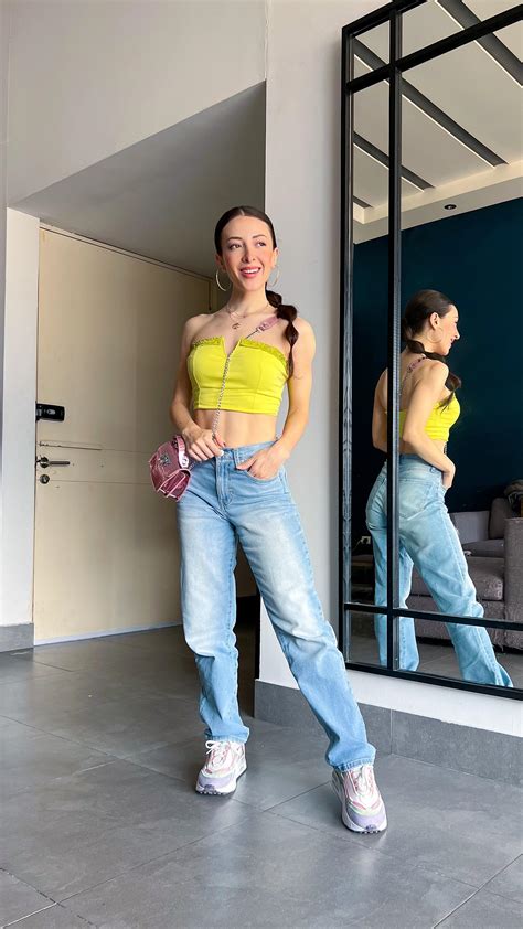 Sofia Larios Sofialarios • Instagram Photos And Videos