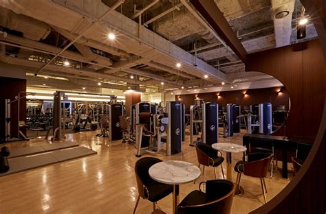 100평 200평 헬스장 휘트니스인테리어 피티샵 스크린골프연습장 공사진행