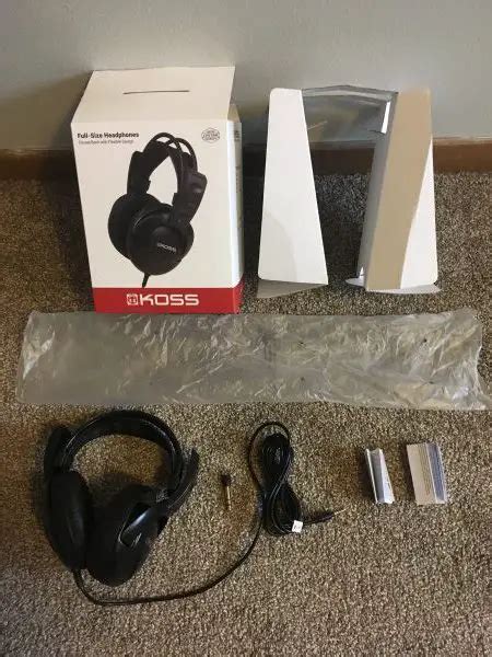Koss UR20 Headphones Listening Test and In Depth Review
