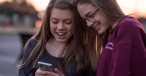 The Difference Between Push Notifications And Sms Text Messages