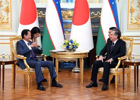 President Mirziyoyev Receives Finance Minister Of Japan Tarō Asō