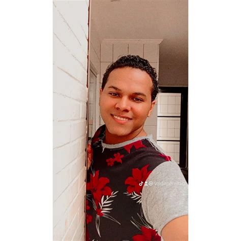 Valdir Pereira Val Valdirpereiraoficial • Instagram Photos And Videos
