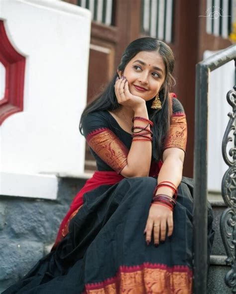 Gowri Krishna Black Pranati Styles