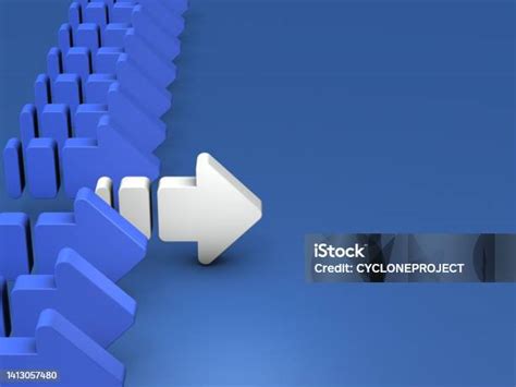 많은 수평 화살표 행에서 다른 사람들보다 앞서 나가는 화살표입니다 앞으로 지도자 개척자를 대표하는 추상적 인 개념 시원한 파란색 배경 3d 렌더링 0명에 대한 스톡 사진 및