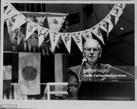 Sir Ninian Stephen Photos And Premium High Res Pictures Getty Images