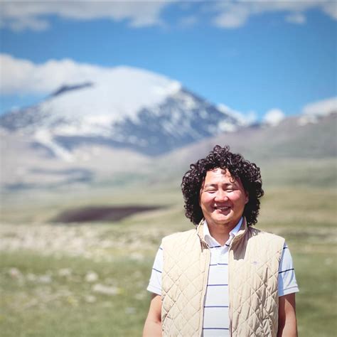 ХУД Эрдэнийн Төгөл хотхонд 246 42 м² 1 давхарын үйлчилгээний талбай худалдана Үнэ 1 5 тэрбум