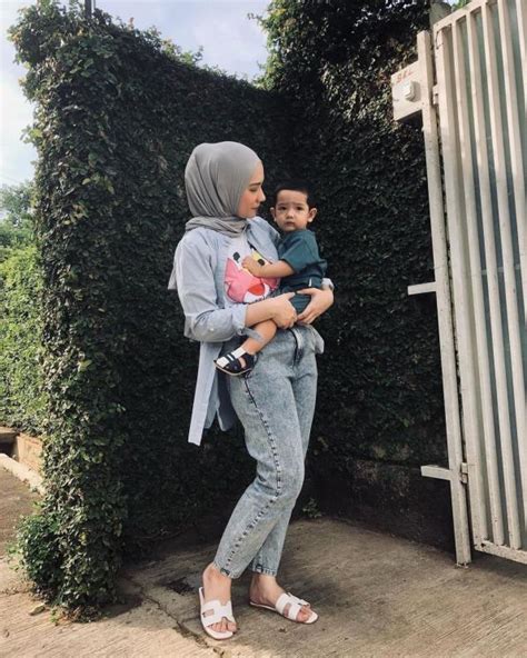 14 Gaya Hijab Putri Anne Simpel Dan Anti Ribet Ribet Club