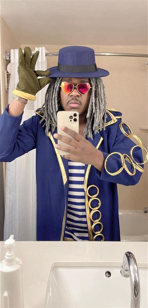 My Jango The Hypnotist Cosplay Is Finally Done 🌹 Ronepiece