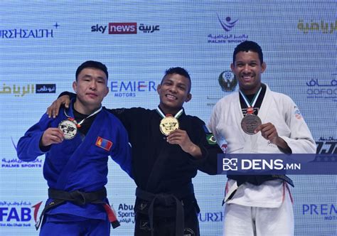 Н Мөнхбаяр ДАШТ ий мастерс 4 ангиллын дэлхийн аварга болжээ Dens Mn Популизмаас ангид