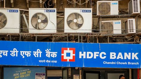Book Train Tickets Using Hdfc Irctc Credit Card And Get A 5 Discount