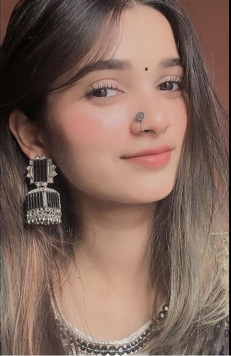 Nimu R Instagramceleb