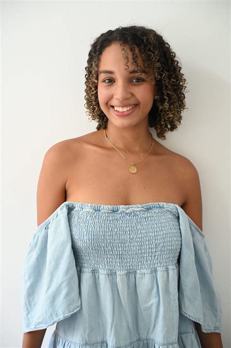 Leanne R Gold Models Ltd