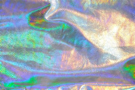 홀로그램 금속 배경무지개 빛깔의 그라데이션이 있는 금속 패브릭 질감 벽지 실버 퍼플 및 그린 색상금속 홀로그램 소재 무지개