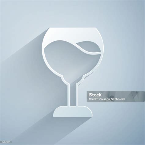 회색 배경에 격리 된 종이 컷 와인 유리 아이콘 와인 글래스 표지판 종이 아트 스타일 벡터 0명에 대한 스톡 벡터 아트 및 기타 이미지 Istock