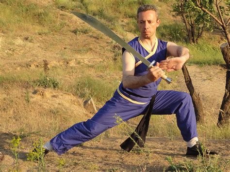 مهدی جوادی رنجبر دنیای اطلاعات