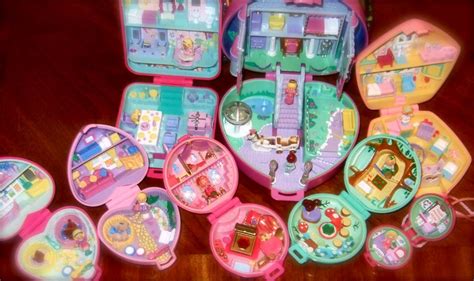 Polly Pockets I Was Obsessed With These Things I Owned Like 5 Of