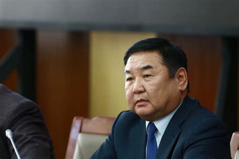 Н Ганбат Дэлхийн ганц биечүүддээ баярын мэнд хүргэе