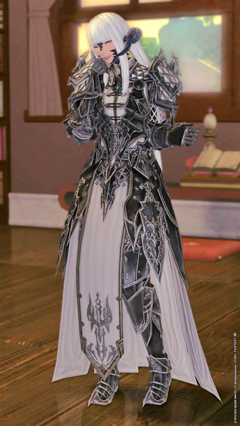 The False Monarchy Set Is Incredible Rffxiv