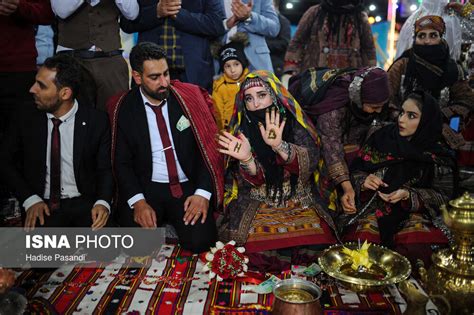 همشهری آنلاین تصاویر جالب از مراسم حنابندان کرمانجی‌ها پوشش خاص