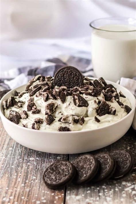 Easy Oreo Fluff Recipe Only 4 Ingredients Easy Oreo Fluff Recipe Only 4 Ingredients