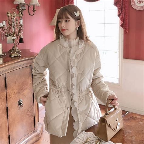 뉴러블 네이버에 ☞뉴러블☜ 검색 D 여성스러운 로맨틱 러블리 프릴 퀼팅 패딩 자켓 주름이 잡혀 Facebook