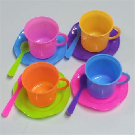 Комплект Чаши с лъжички и подложни чиниики с цена от 3 59лв Sravni Bg