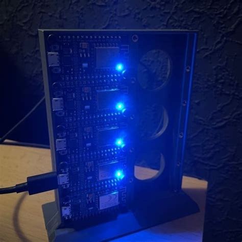 🪙 Esp8266 Nodemcu Wallmount And Stand Mining Rig For Duino Coin・free