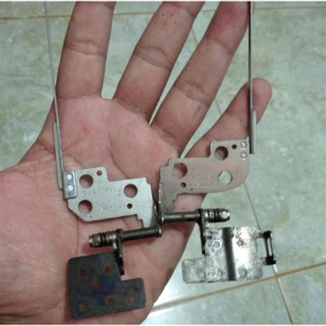 Jual Engsel Hinges Laptop Lenovo Ideapad 110 15acl 110 15acl 15 Acl Shopee Indonesia