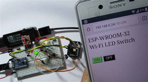 [b esp32] esp wroom 32 esp32 で wi fi スマホ led スイッチ作り