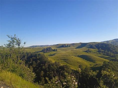 Visoravan Morine čarobni Krajolik Do Kojeg Se Stiže Isključivo Makadamom Direkt Portal