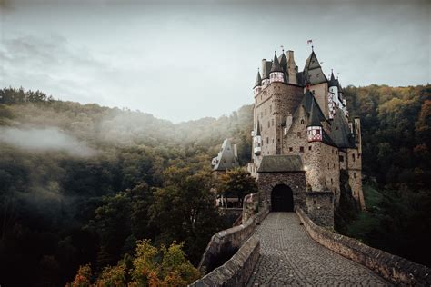 Hd Castle Wallpapers 4k Hd Backgrounds On Wallpaperbat