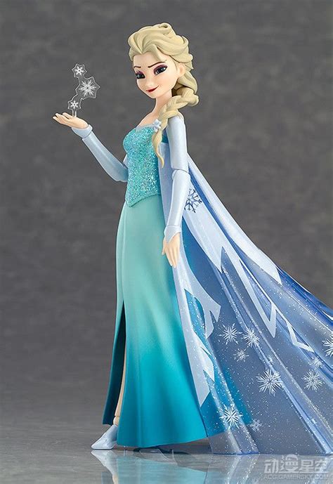 《冰雪奇缘》艾莎可动手办 臣服在女王的长裙下吧动漫星空