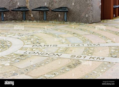 Distance Marker Kilometer Marker Hi Res Stock Photography And Images Alamy