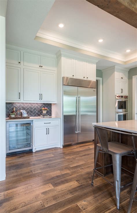 Lake Elmo Kitchen Arrow Cabinet Gallery