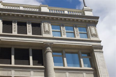 Безплатна снимка архитектура къща сграда в центъра забележителност фасада градска зона