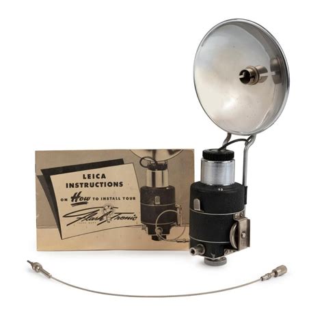 Flashtronic Bulb Flash Gun For Leica Photography Cameras And Equipment Recreations And Pursuits