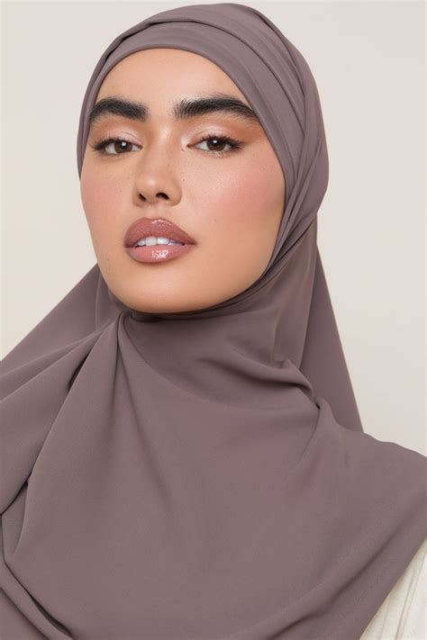 Premium Chiffon Hijab Plum Truffle