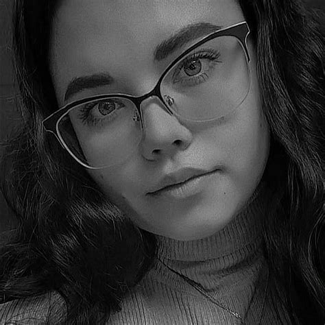 Tyr In Alina Threads Say More