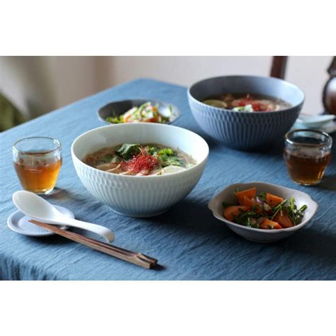 小田陶器 さざなみ（sazanami） 19cm鉢 白青白ブルーグレー ボウル ボール ラーメン鉢 麺鉢 美濃焼 日本製 せともの屋