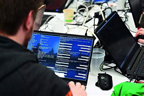 Chinese Hacker Group Exploits Startup Bug To Target Us Indian Companies