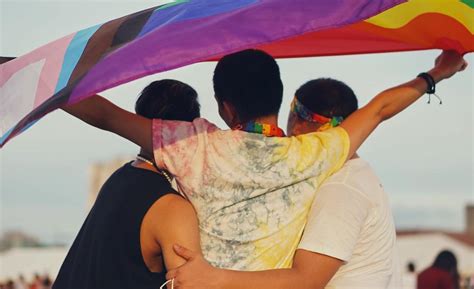 Ang Pride Piknik Event Ng Metro Manila Pride Ay Ang Iyong Mainam Na