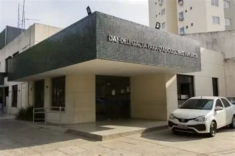 Menina De 11 Anos Acusa Namorado Da Mãe De Abuso Em Salvador Correio