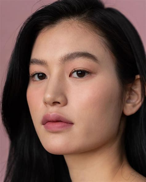 Fresh Makeup Look Light Makeup Looks Make Makeup Clean Makeup