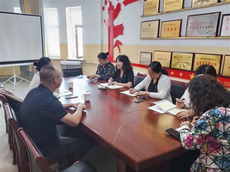 数学与统计学院与中软国际教育科技股份有限公司开展校企合作交流座谈会 数理学院 数学与统计学院与中软国际教育科技股份有限公司开展校企合作交流座谈会 数理学院