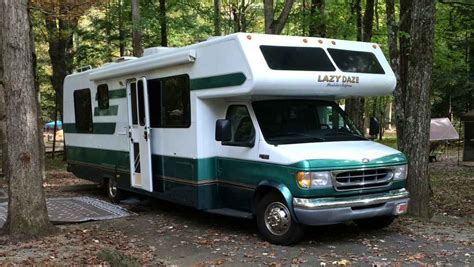 1999 Used Lazy Daze 30 Rear Queen Class C In Louisiana La
