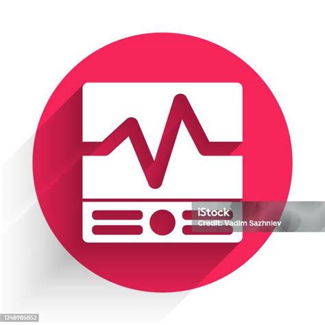 긴 그림자로 격리된 흰색 전기 측정 기기 아이콘 아날로그 장치 가전 제품 빨간색 원 버튼입니다 벡터 일러스트레이션 건강 검진에
