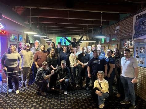 Seiu Local 73 Organizes Downers Grove District 99 Custodian Maintenance And Grounds Workers